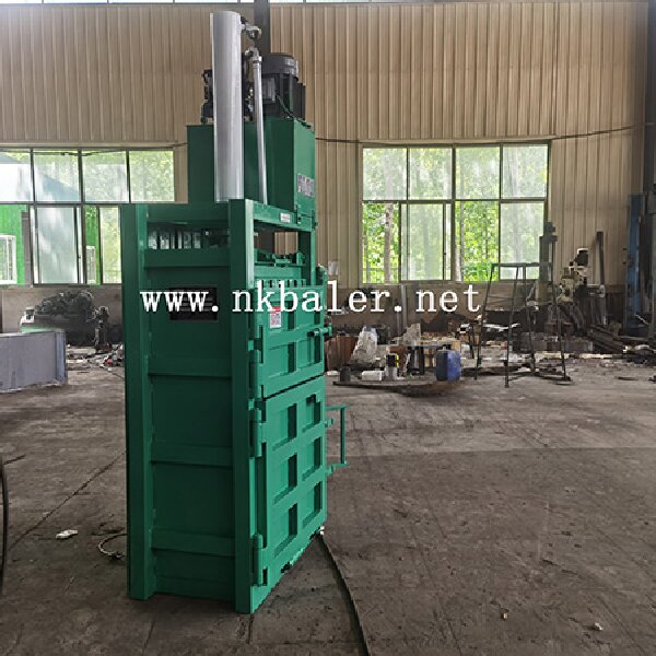 Trash Baler Machine